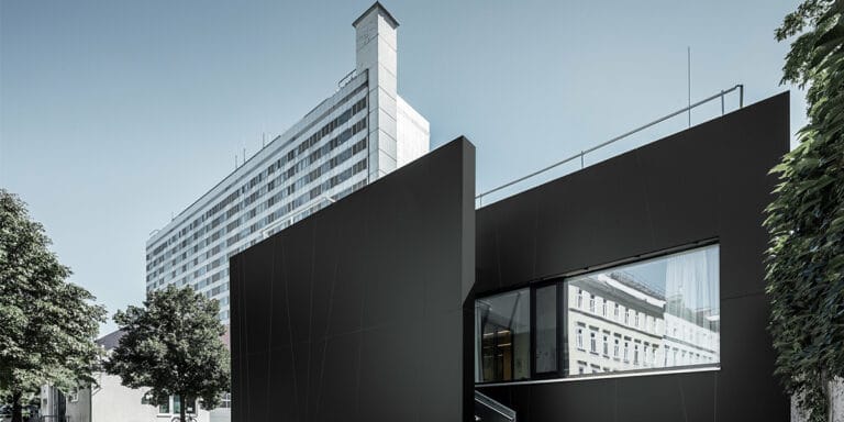 Advantages of Using PVDF Paint Coating on ACP Panel